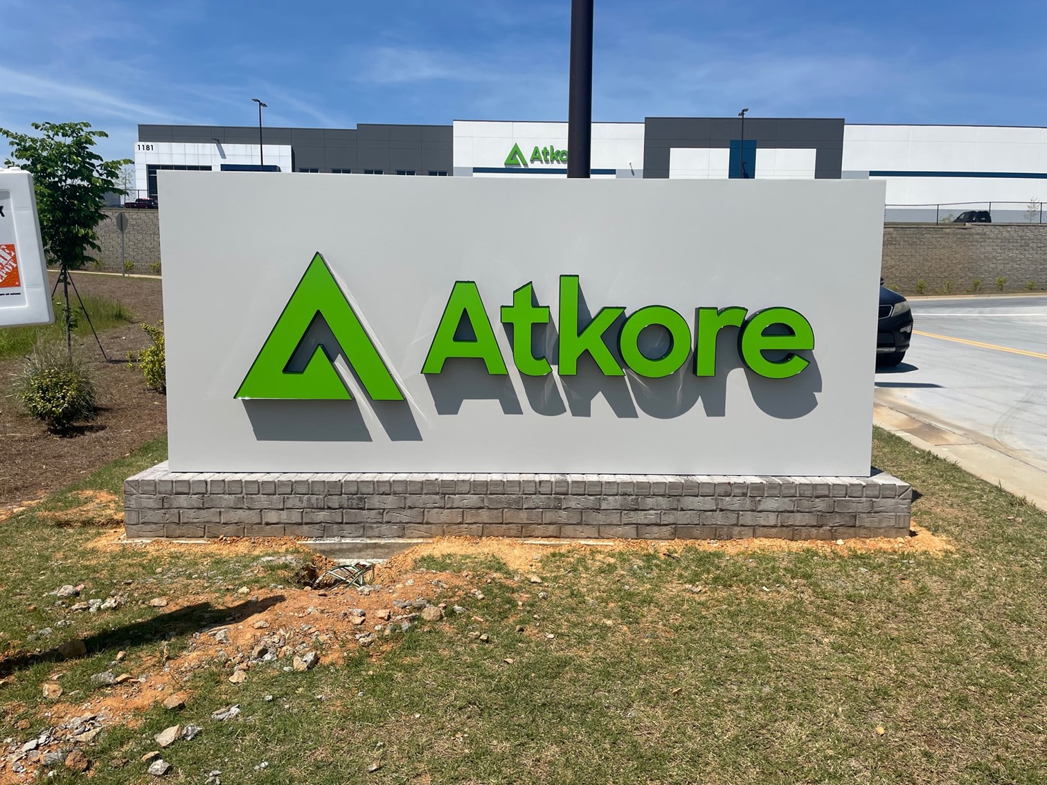 6 Types of Outdoor Signs for every Business | Blackfire Signs