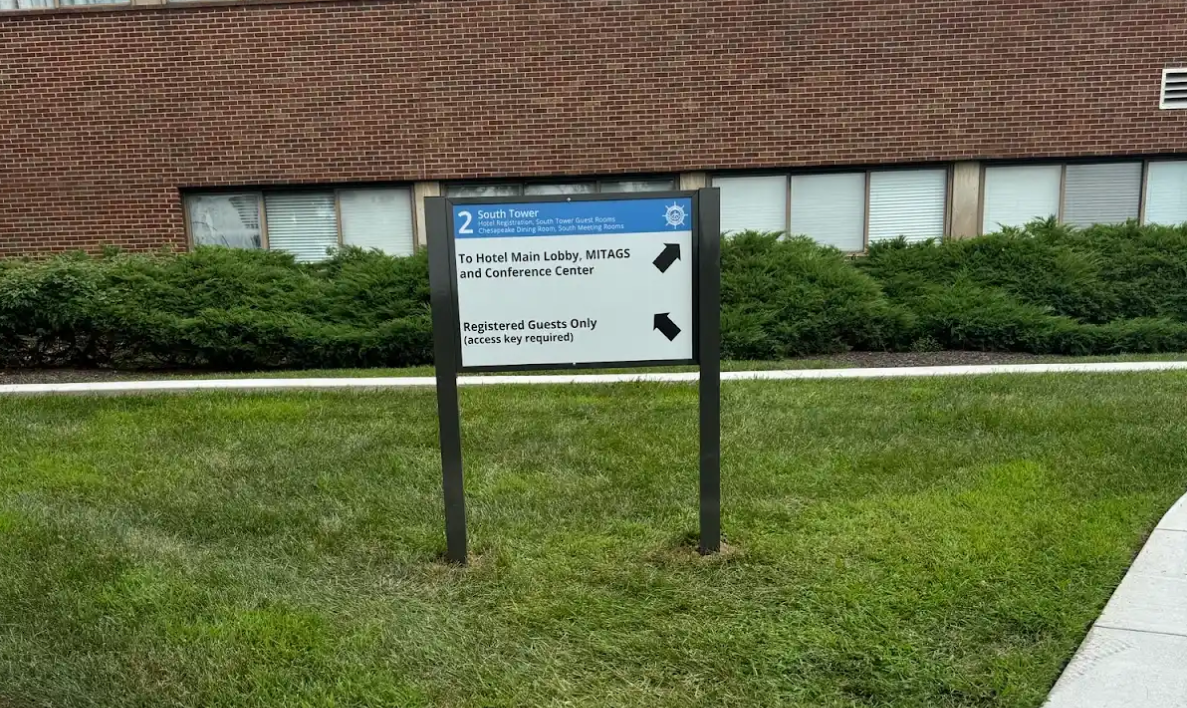 Why Directional and Wayfinding Signs Are Important for Business?